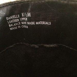 Markon | Shoes | Markon Womens 85m Black Leather Scrunch Boots | Poshmark